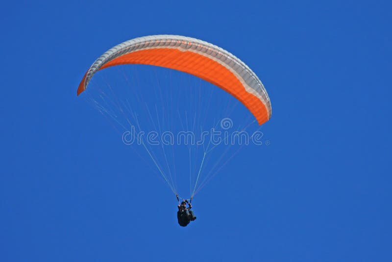 Gleitschirm stockfoto. Bild von flügel, sport, himmel - 47555154