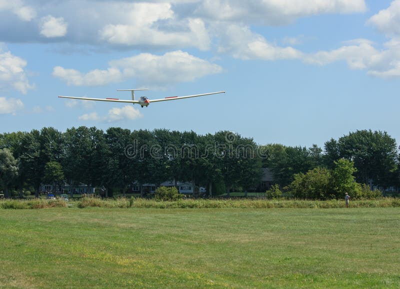 Glider Approach Landing stock image. Image of aviation - 26797883