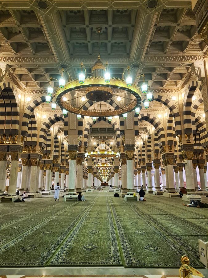 A Glimpse of Tranquility: the Splendid Interior of Nabawi Editorial ...