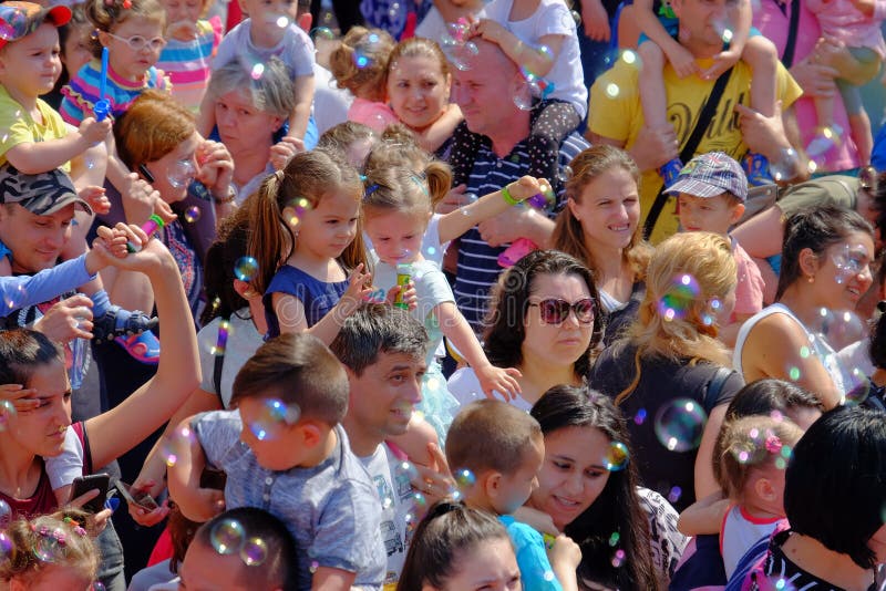 The Bubble Parade 2015 editorial photography. Image of float - 54806692