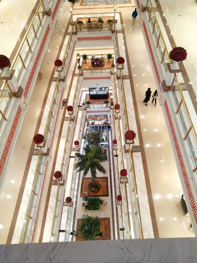 Global Harbor, Shanghai editorial stock photo. Image of approach - 77600448