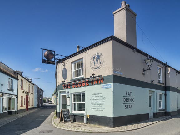 Globe Inn, Buckfastleigh, Devon, UK Editorial Photo - Image of england ...