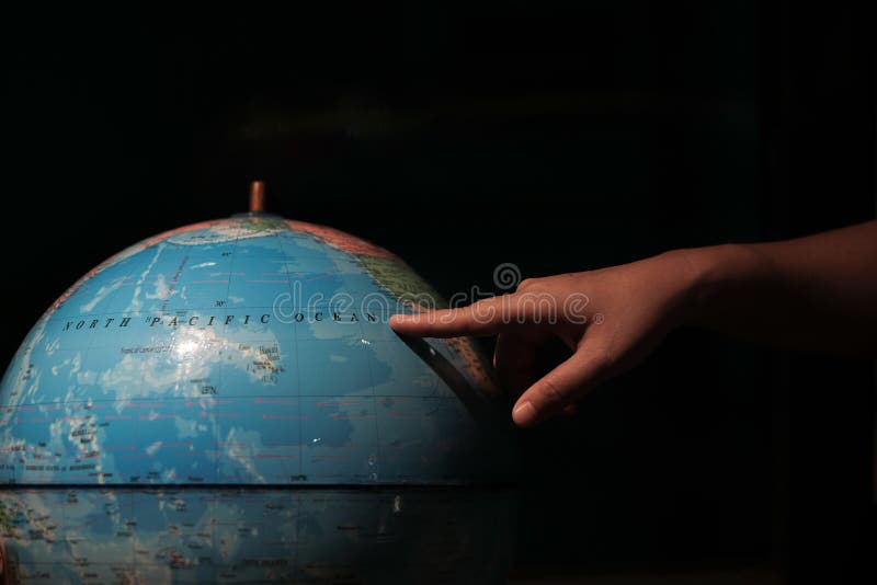 Globe Sphere Orb Model Effigy, Globe World Map Travel Explore ...