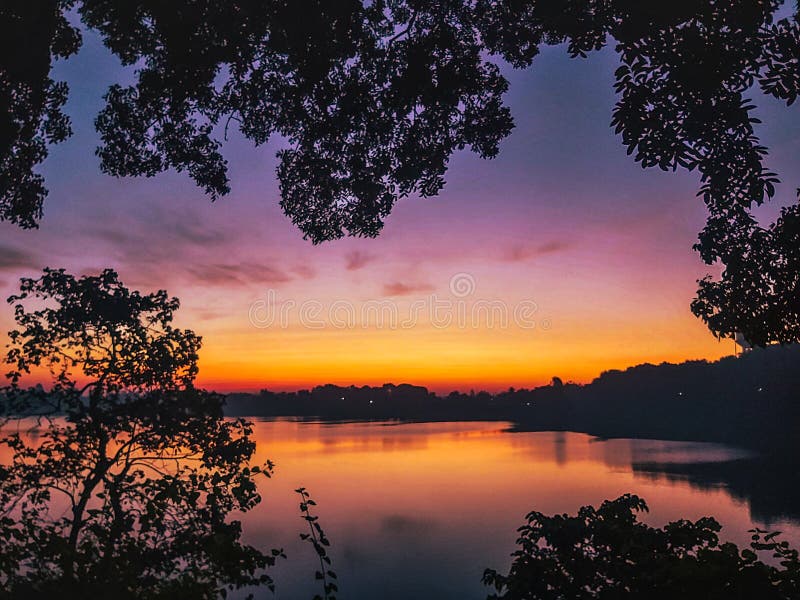 The Glorious Early Morning Sky. Stock Photo - Image of horizon ...