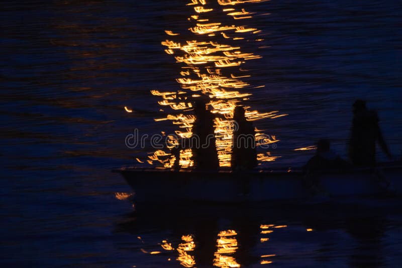 The Glorious Glow of the Winter Sea Stock Image - Image of landscape ...