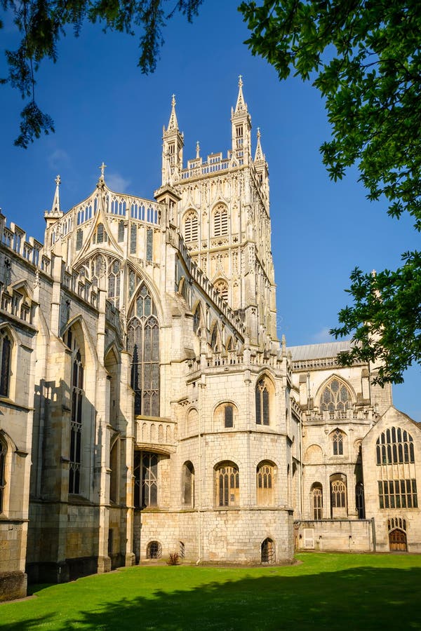 Gloucester Cathedral from East Stock Photo - Image of travel ...