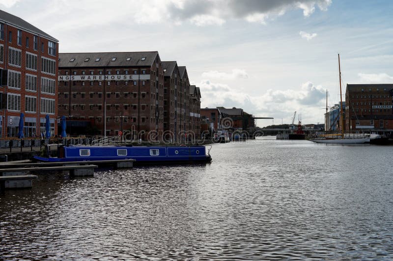 Gloucester Quays with Narrow Boat Editorial Photo - Image of crane ...