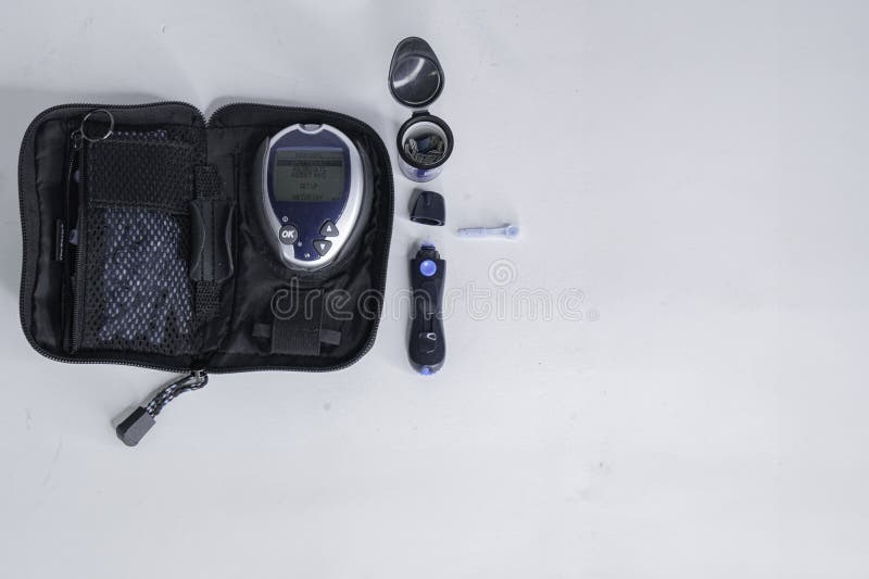 1,060 Blood Glucose Monitor White Background Stock Photos - Free ...