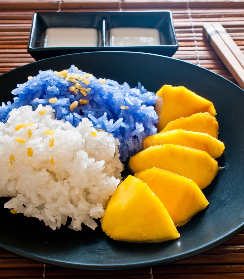 Glutinous Rice Eat with Mangoes Stock Photo - Image of nutrition ...