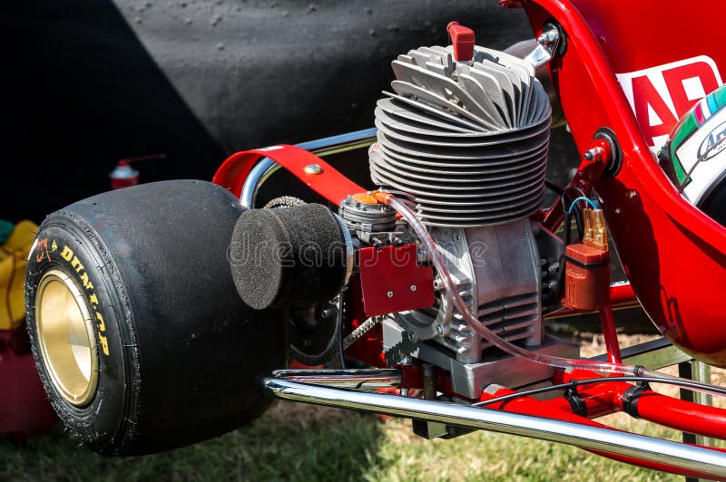 V6 engine editorial photo. Image of metal, business - 130989626