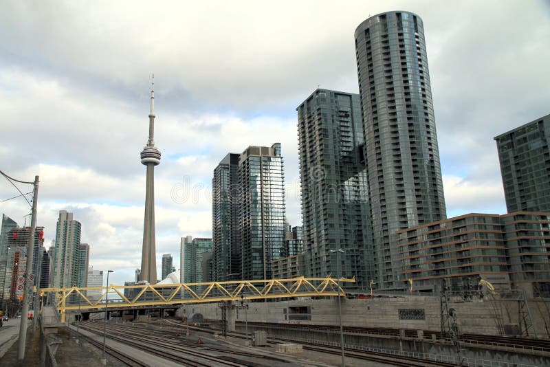 Toronto Go Transit Railway and Skyline Editorial Image - Image of city ...