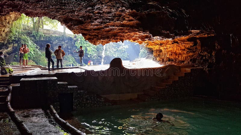 Hotspring in the cave editorial photography. Image of hills - 209595712