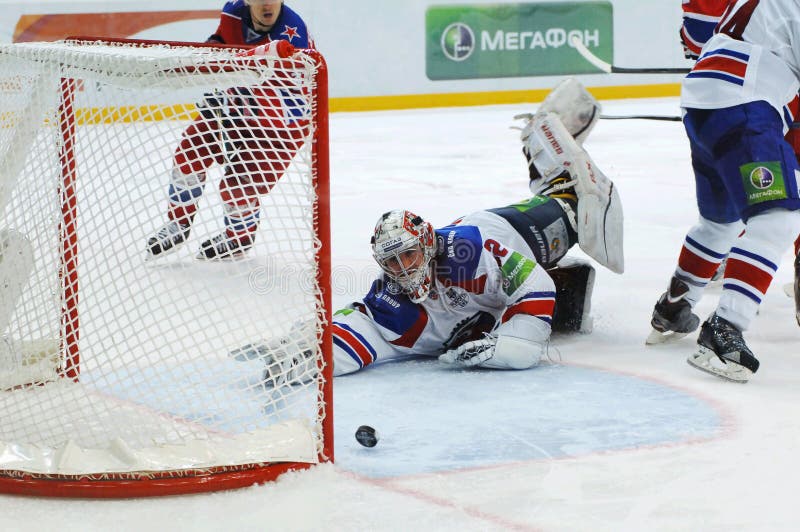 Goal To Lev Team. Slow Roll into Gate Editorial Photo - Image of arena ...