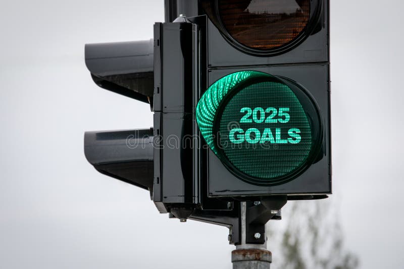2025 GOALS Concept. Traffic Light with Green Light and Word Stock Photo ...