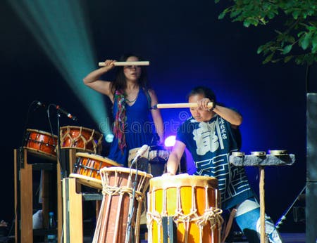 GOCOO Taiko Drummers editorial photo. Image of entertainment - 12169586