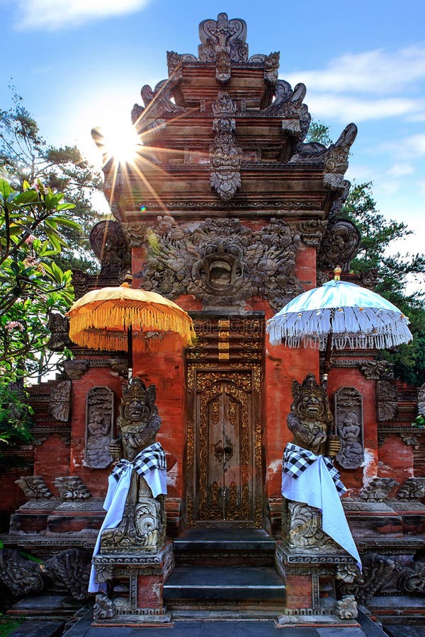 Holy Spring in Old Bali Temple Stock Photo - Image of bali, asia: 7787556