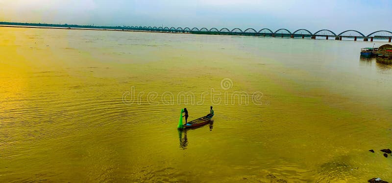 Fishing Boat on Sacred Godavari River at Sunset, Rajahmundry ...