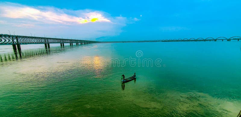 Fishing Boat on Sacred Godavari River at Sunset, Rajahmundry ...