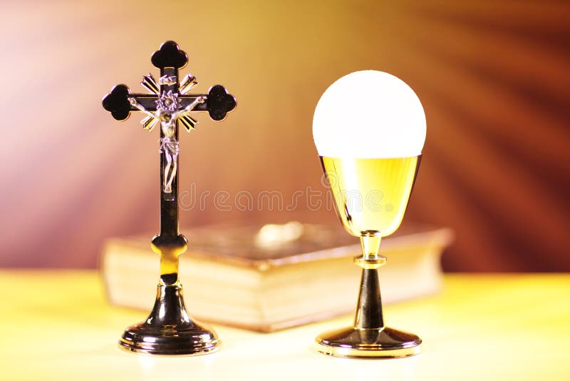 Godsdienst stock foto. Image of boek, gemeenschap, drank - 67405322