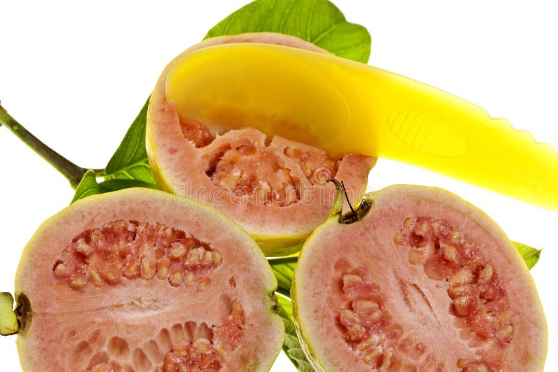 Goiaba Cor-de-rosa Com Colher Foto de Stock - Imagem de crocante ...