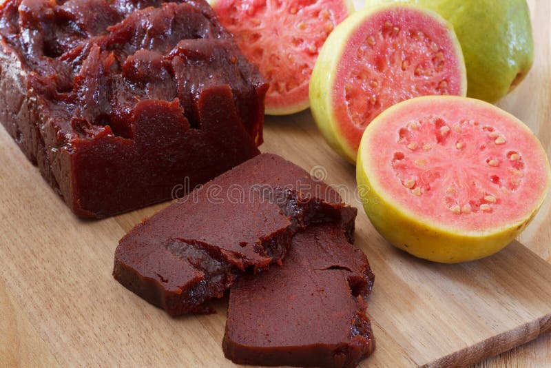 Goiabada Cascao Sobremesa Da Goiaba Brasileira Com Queijo Foto de Stock ...