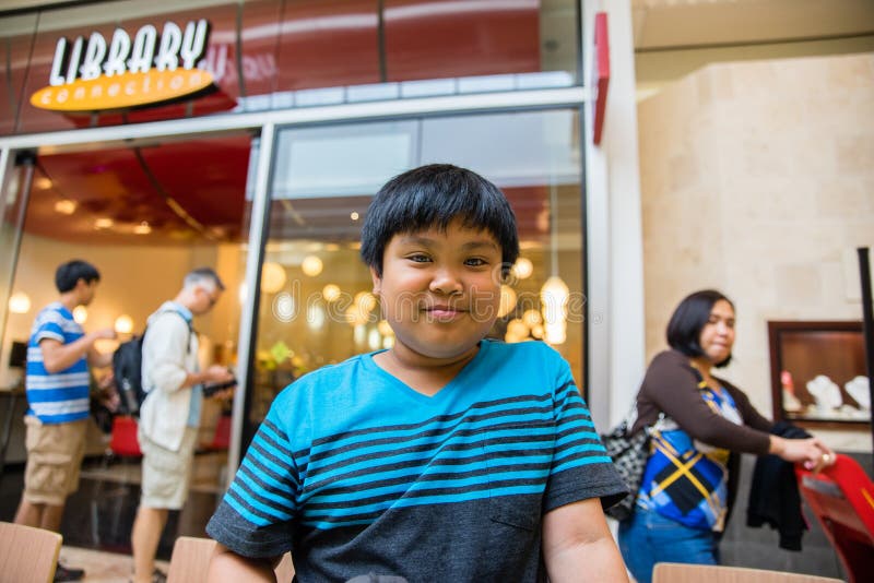 Going to the Library editorial photography. Image of book - 61311472