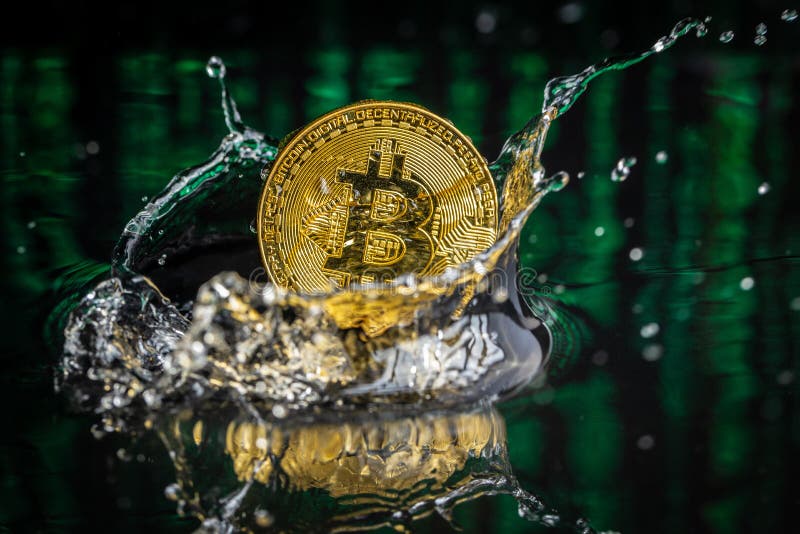 Gold Bitcoin Coin Falling To Water. Bitcoin and Water Splash Stock ...
