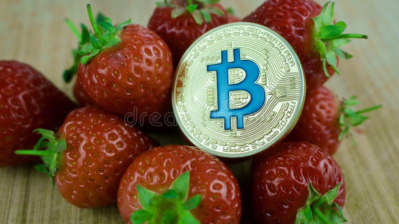 Gold Bitcoin Coin Strawberry Stock Image - Image of strawberry, trade ...