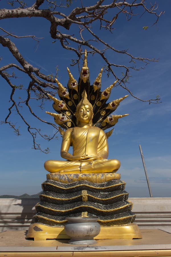 Gold buddha statue stock image. Image of wisdom, ancient - 47922565