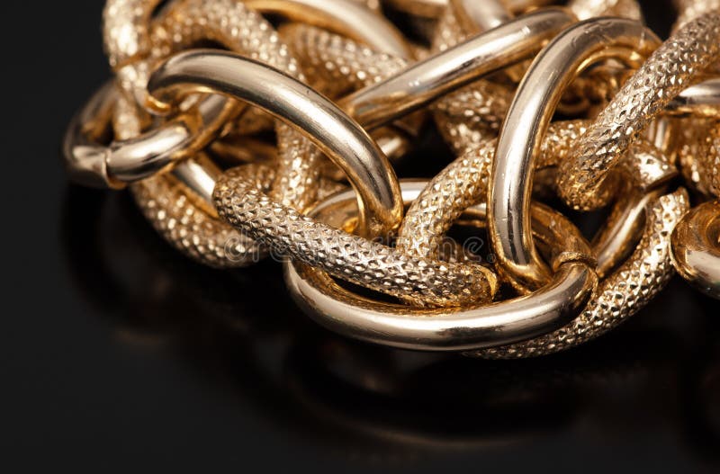 8,949 Gold Chain Black Background Photos - Free & Royalty-Free Stock ...