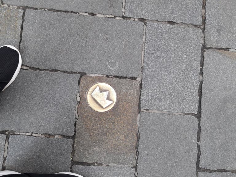 Kings path stock image. Image of gold, history, crown - 101972909