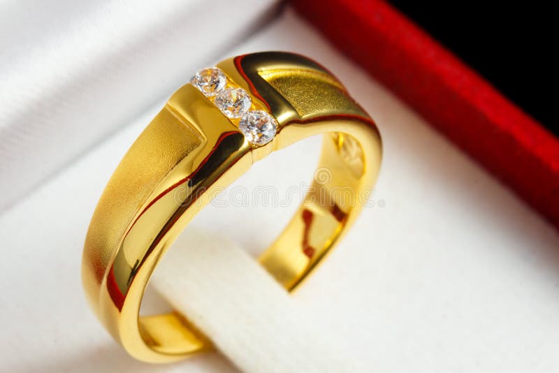 Gold diamond ring stock image. Image of glamour, fiancee - 82581861