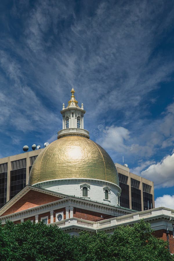Gold dome boston stock image. Image of massachusetts - 99006711