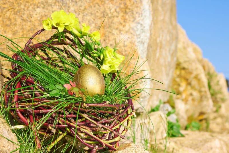 Gold easter egg stock photo. Image of creativity, gold - 29409522