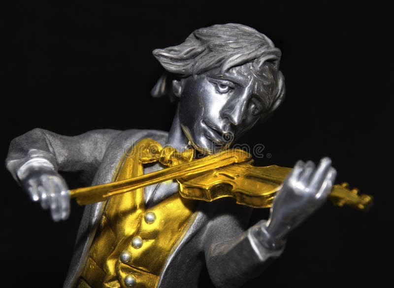 Gold Fiddler stock image. Image of history, icon, face - 41804257
