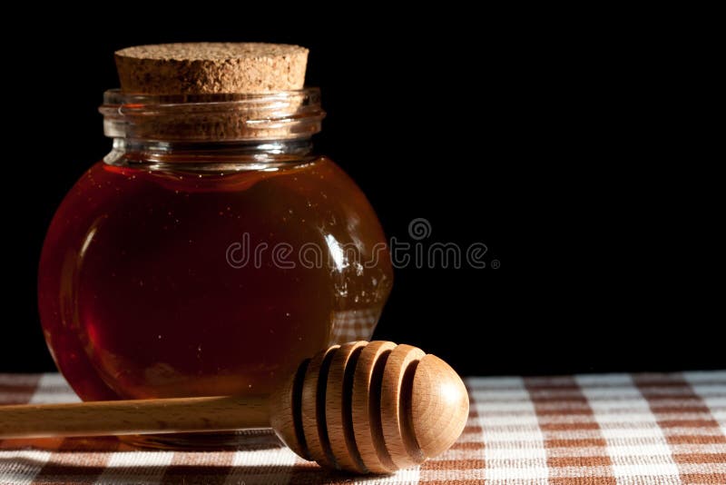 Gold honey and dipper stock photo. Image of gold, healthy - 23993288