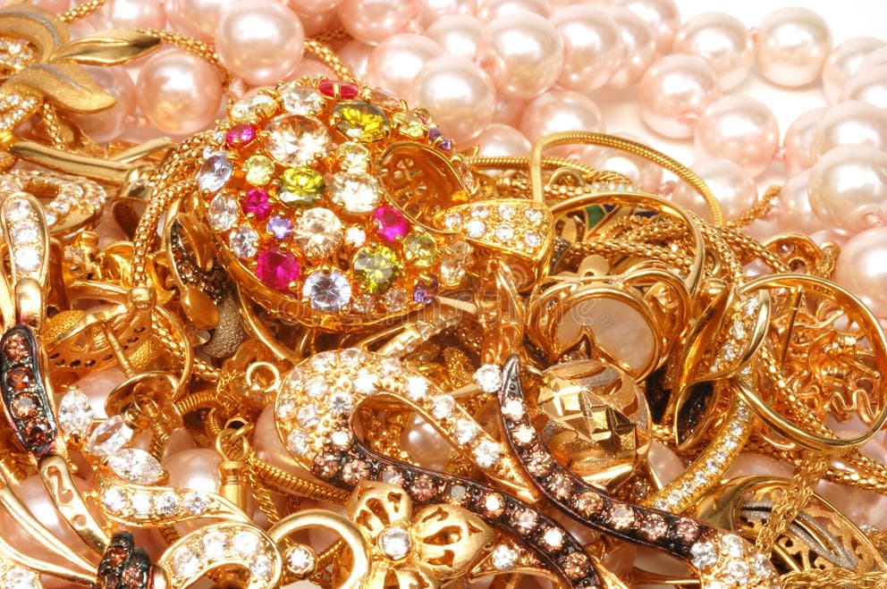 Gold jewelry stock photo. Image of jewelry, reflection - 15179944