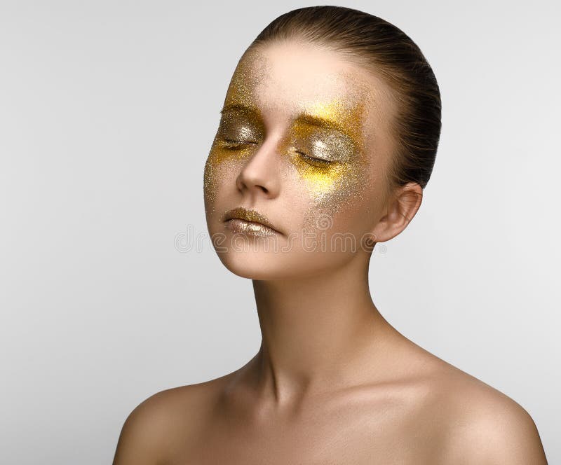 Fashion Art Golden Skin Woman Portrait Closeup. Gold, Jewelry ...