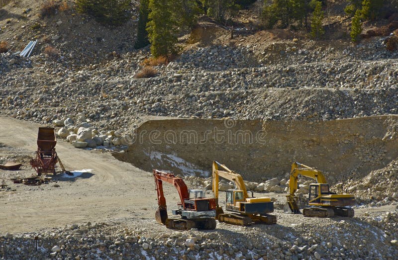 Gold Mine Operation stock image. Image of dredging, machinery - 36737979