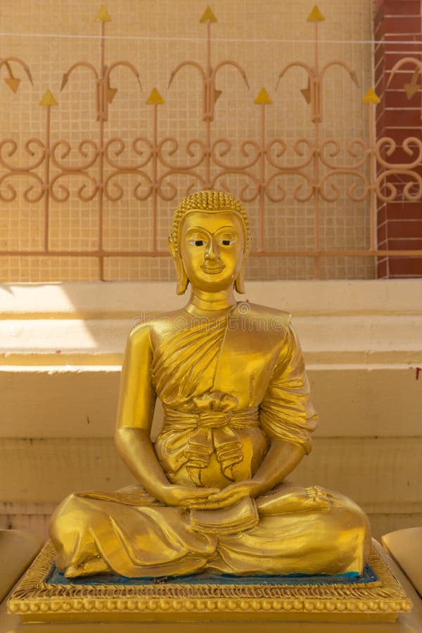 The Gold Sitting Monk Statue Stock Photo - Image of abstract, faith ...