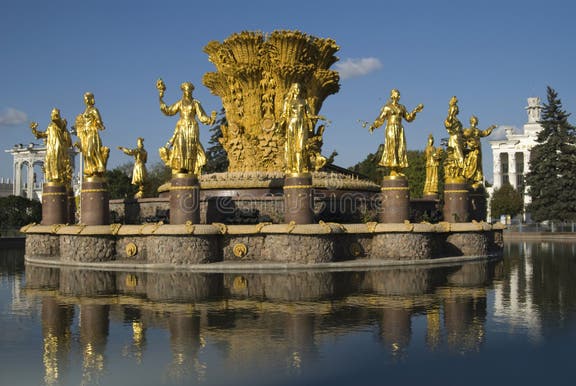 Gold statues stock image. Image of history, landmark, statue - 6531171
