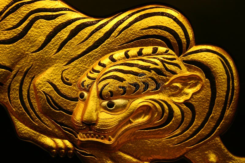 Gold tiger artwork stock image. Image of animals, isolated - 17633645