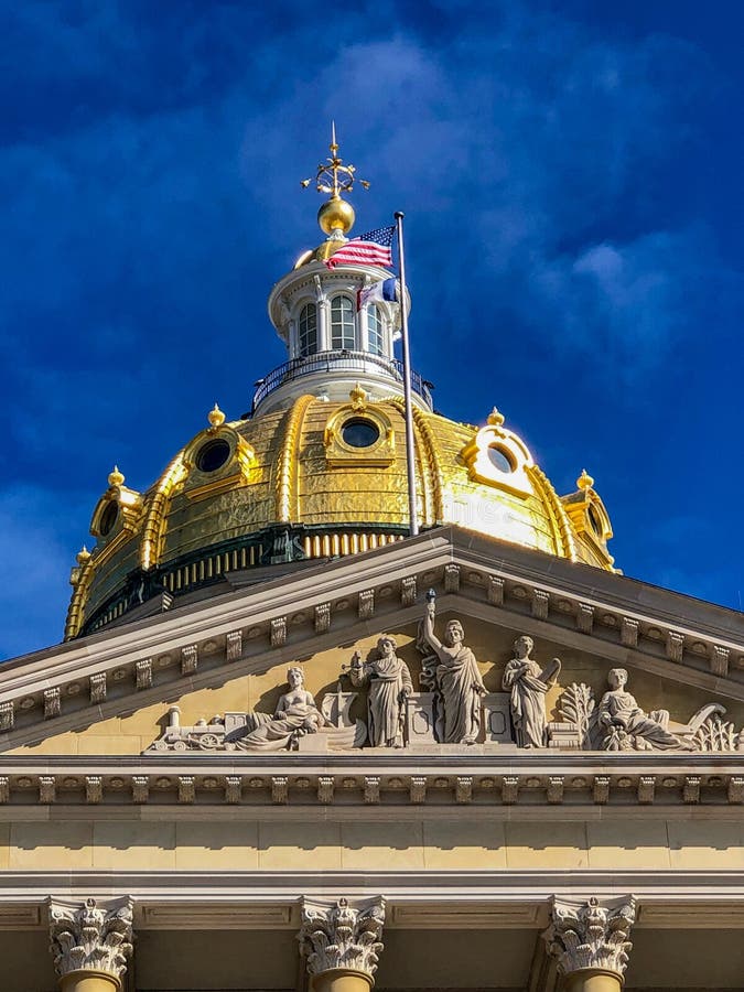 Gold Top of Iowa State Capital Building Stock Photo - Image of ...