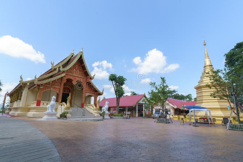 Golden Buddha Statue and Stupa in a Temple in Chiang Rai Editorial ...