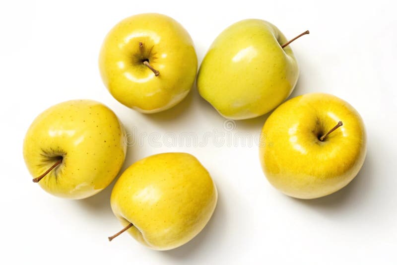 Golden Delicious Apples Isolated on White Background Stock Illustration ...