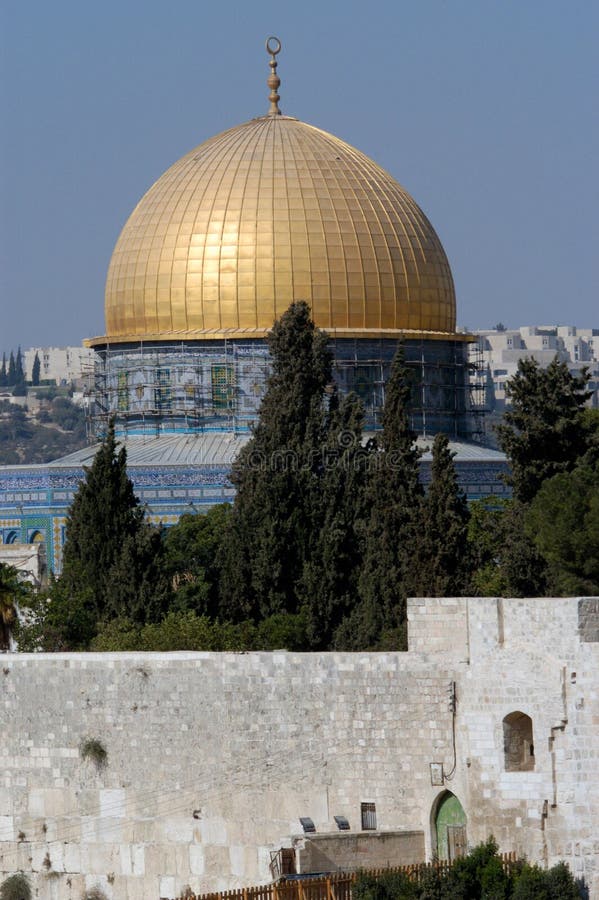 The Golden Dome Mosque stock image. Image of mosque, israel - 26028731