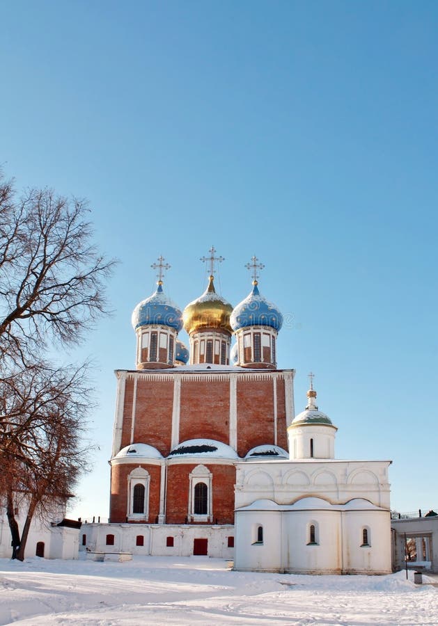 Golden Domes of Ancient Kremlin Stock Image - Image of faith, abstract ...