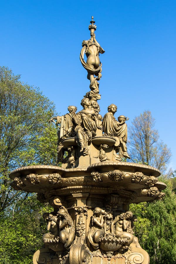 Golden Fountain in Edinburgh Park Stock Photo - Image of roman, history ...