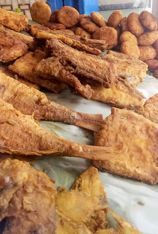 The golden fried fish stock photo. Image of food, dish - 190460580