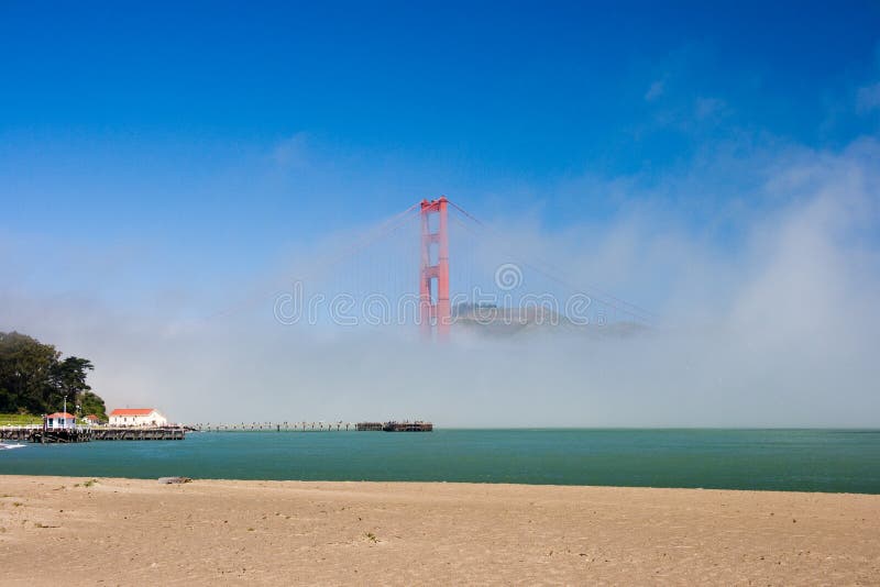 Golden Gate Bridge in a Mist Stock Photo - Image of beach, destination ...